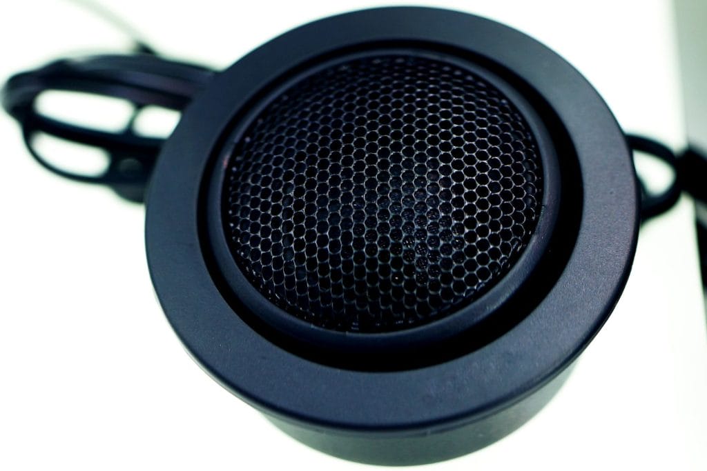 Tweeter Capacitor Positive or Negative: Easy Guide to Identify Polarity