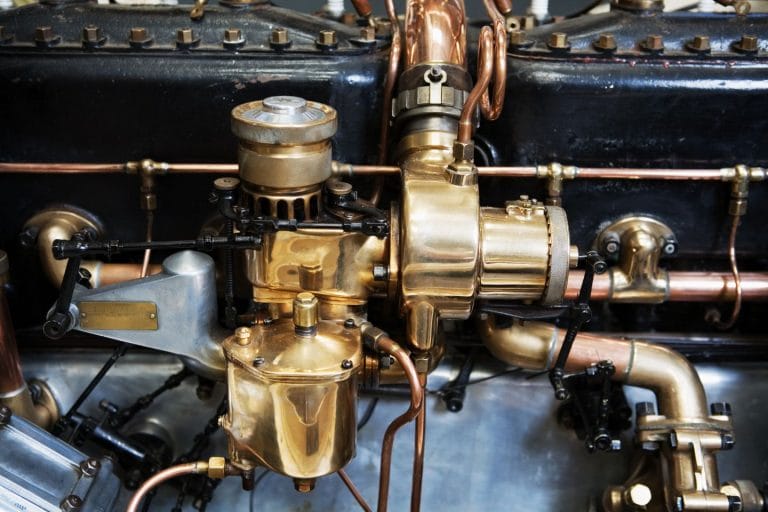 Where to Hook Up Vacuum Advance: A Simple Guide for Car Enthusiasts