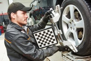 One Wheel is Straight, Other is Turned: A Guide to Alignment Issues
