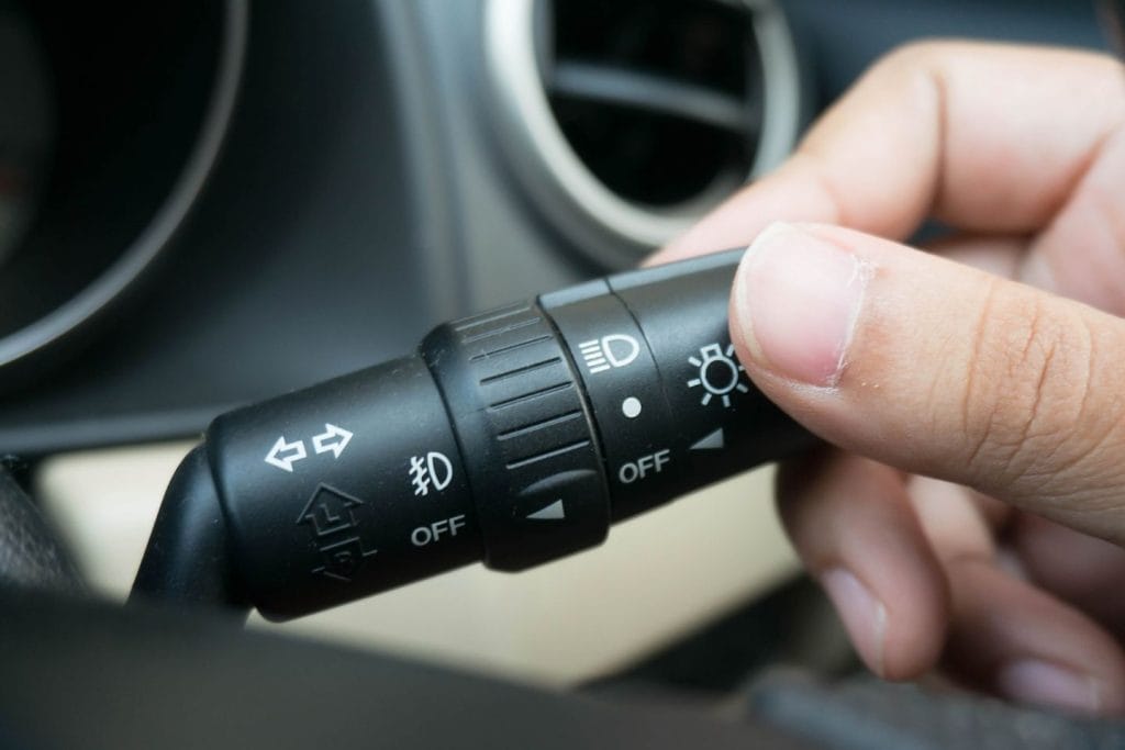 Left Rear Turn Indicator Failure: Quick Solutions for a Safe Drive