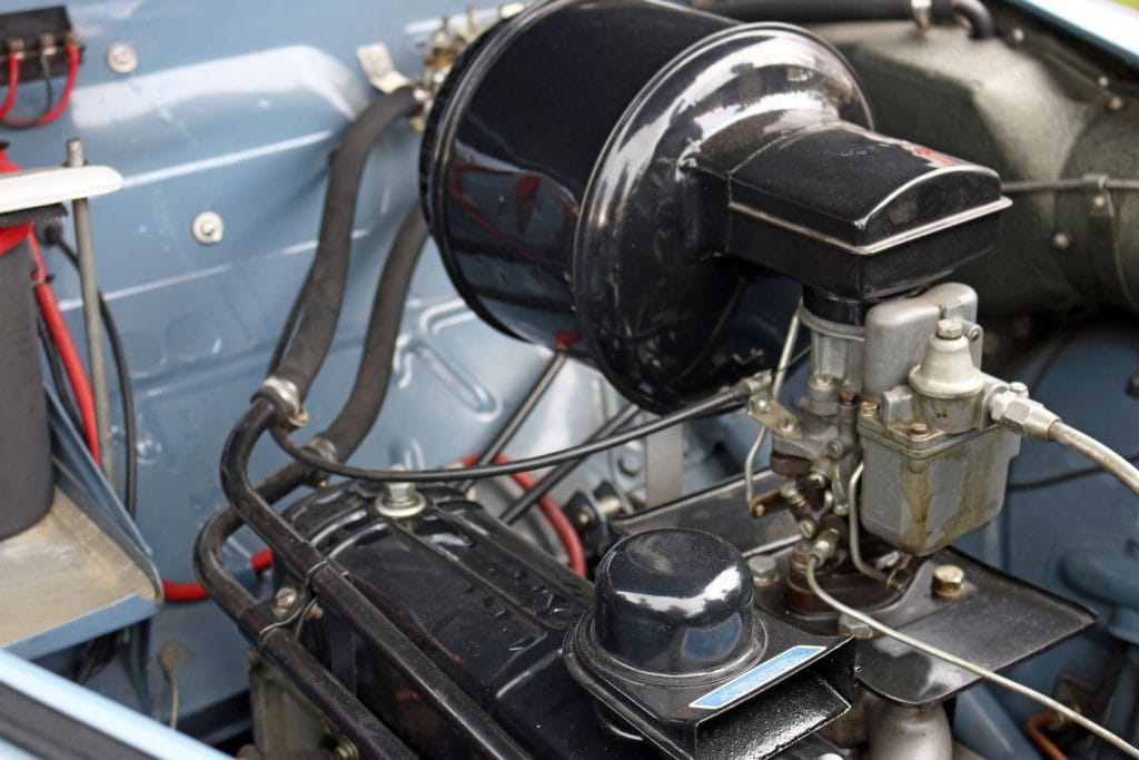 Where to Hook Up Vacuum Advance: A Simple Guide for Car Enthusiasts